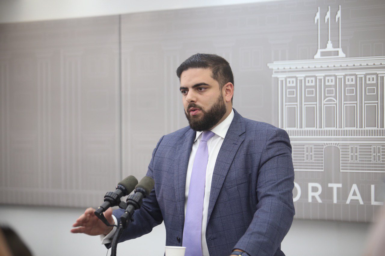 Puertos comienza proceso de mejoras a pistas de Arecibo, Ceiba y ...