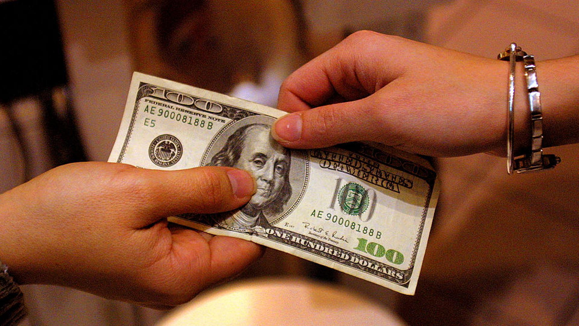 Organizaciones LGBTQ se unen para recaudar fondos y apoyar a ...