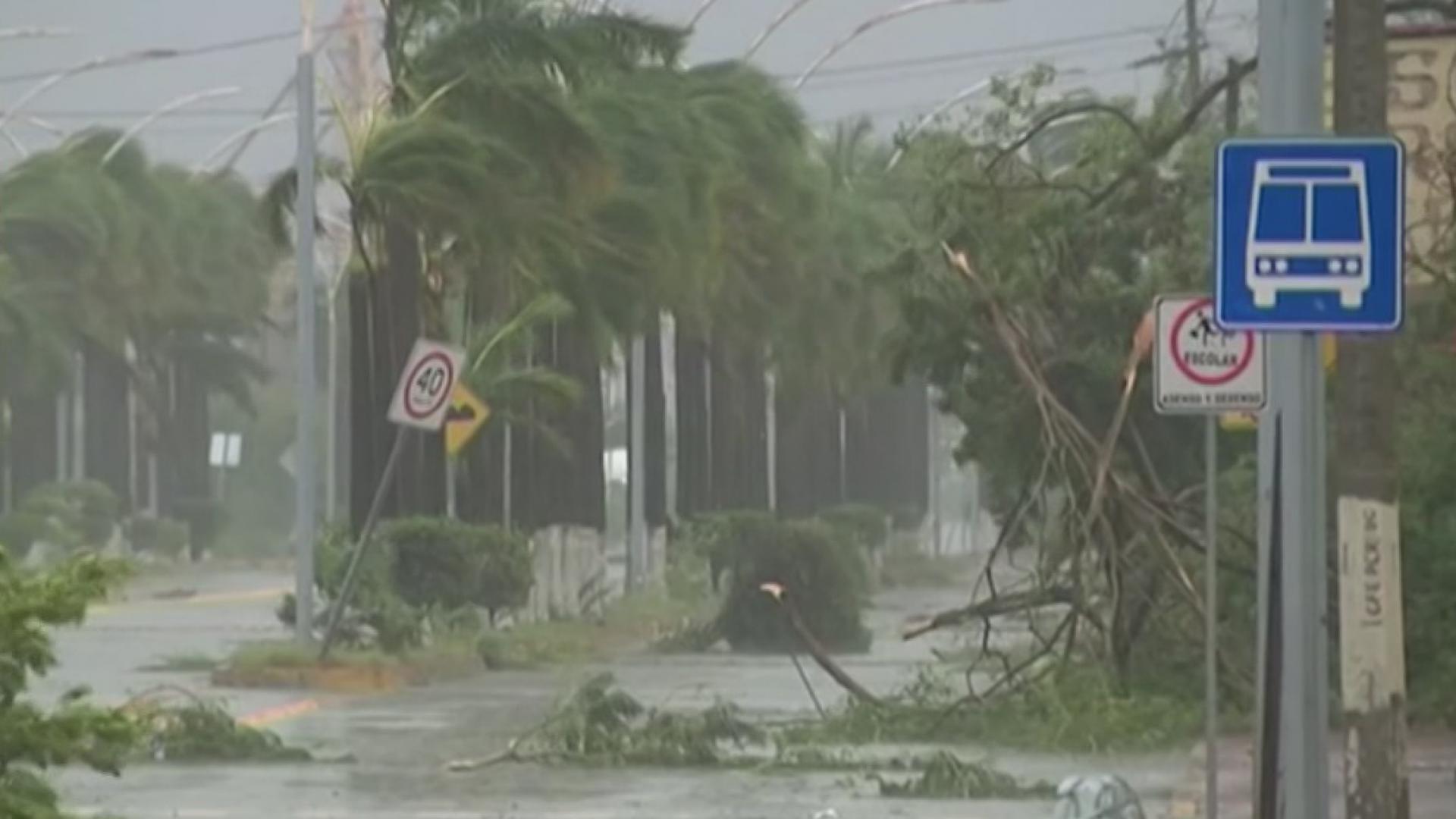 Huracán Roslyn: Sube a tres el número de fallecidos en México tras el paso del ciclón | Noticias ...