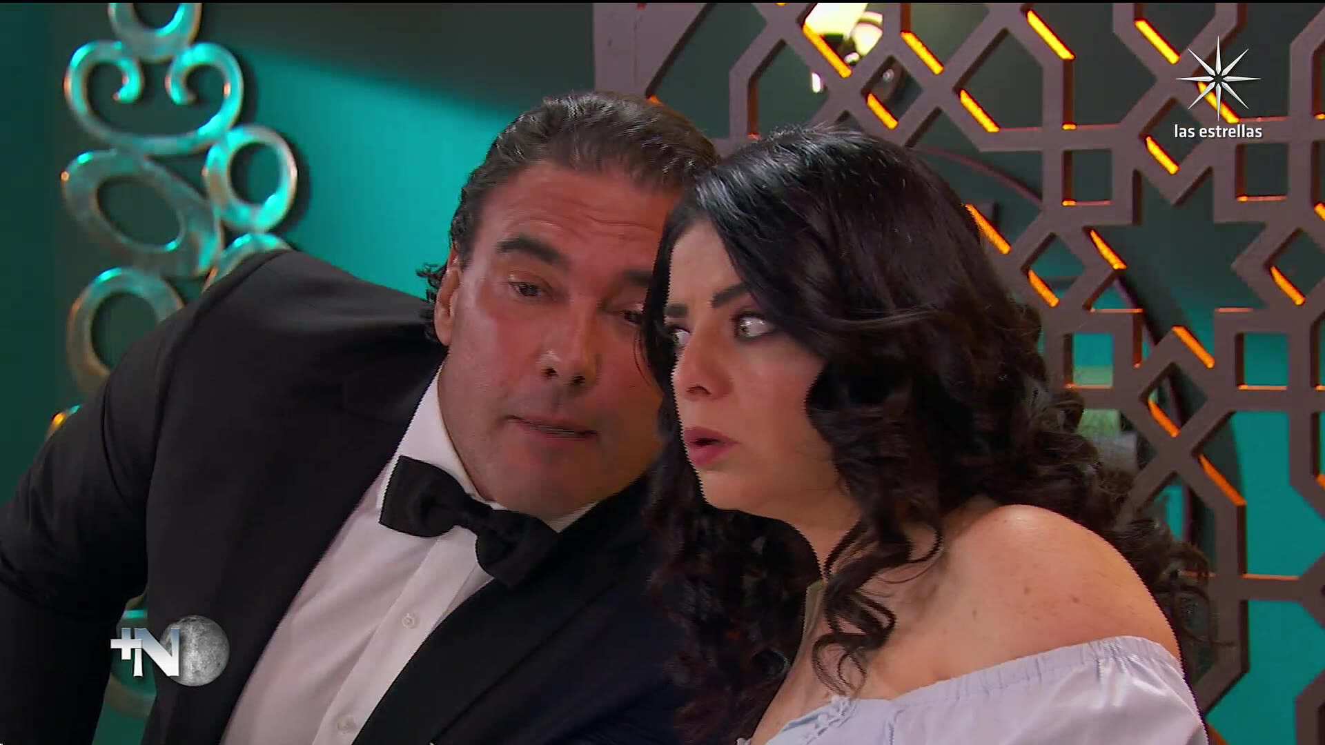 Eduardo Yáñez y Violeta Isfel protagonizan divertido sketch sobre el ...