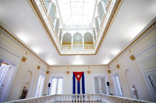 La nueva embajada de Cuba en EEUU | Noticias Univision | Univision