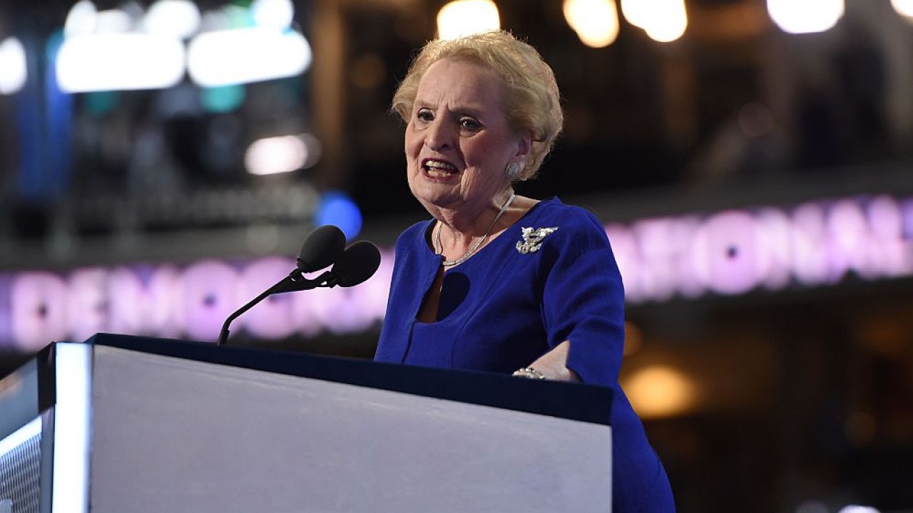 Madeleine Albright: "Una victoria de Trump sería un regalo para ...