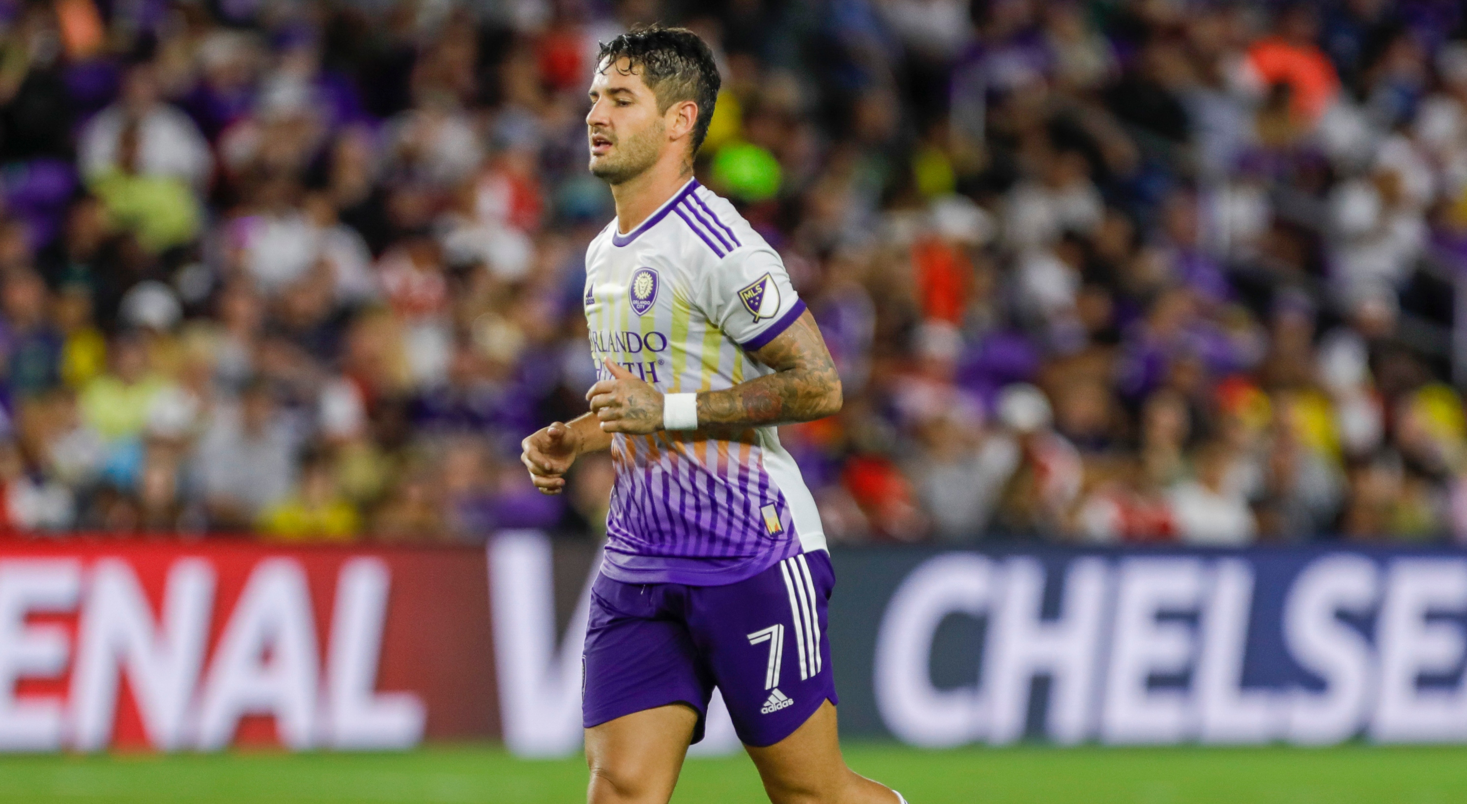 Baja sensible: Alexandre Pato será intervenido en una de sus rodillas ...
