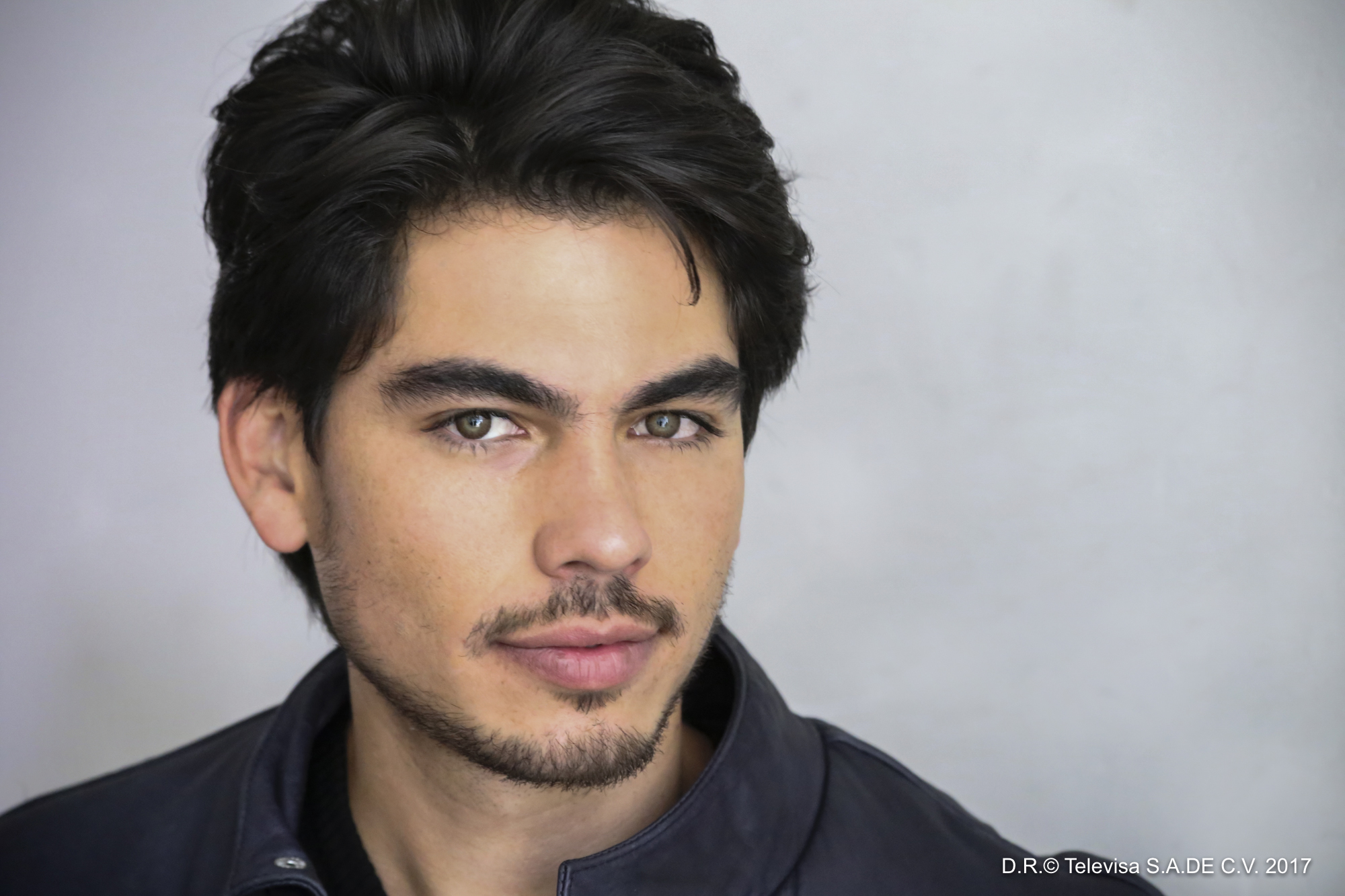 Joshua Gutiérrez es 'Jorge D'alessio' | Series Hoy voy a cambiar ...