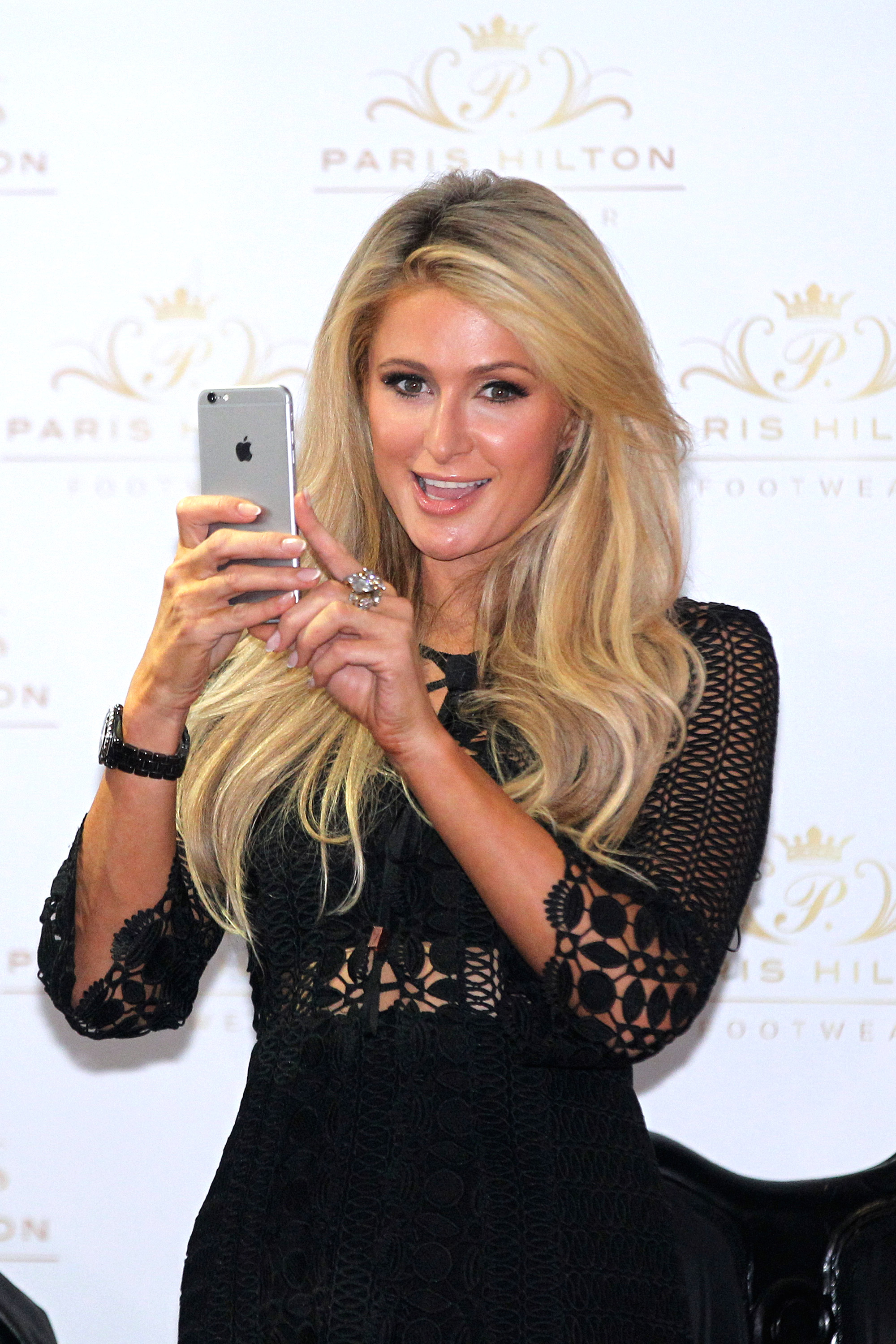 Paris Hilton visita México | Realities La Banda | Univision