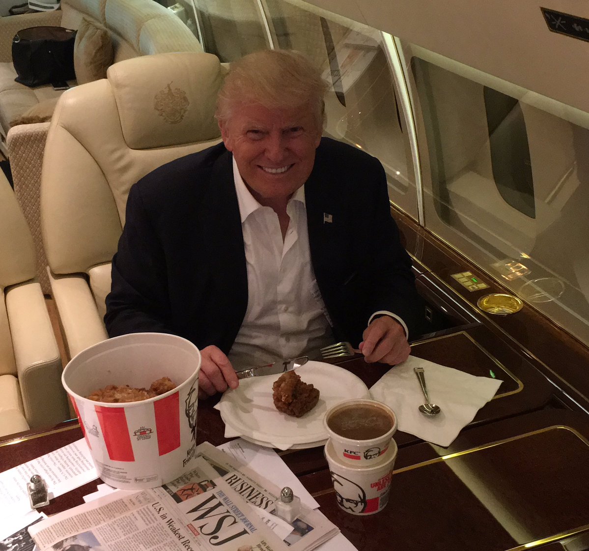 Donald Trump cambia el 'Taco Bowl' por pollo frito y así reaccionaron ...