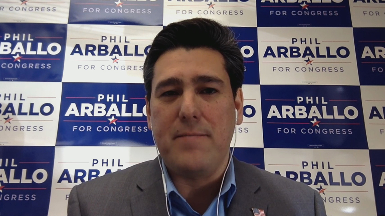 Phil Arballo becomes third Democrat to challenge Republican Devin Nunes ...