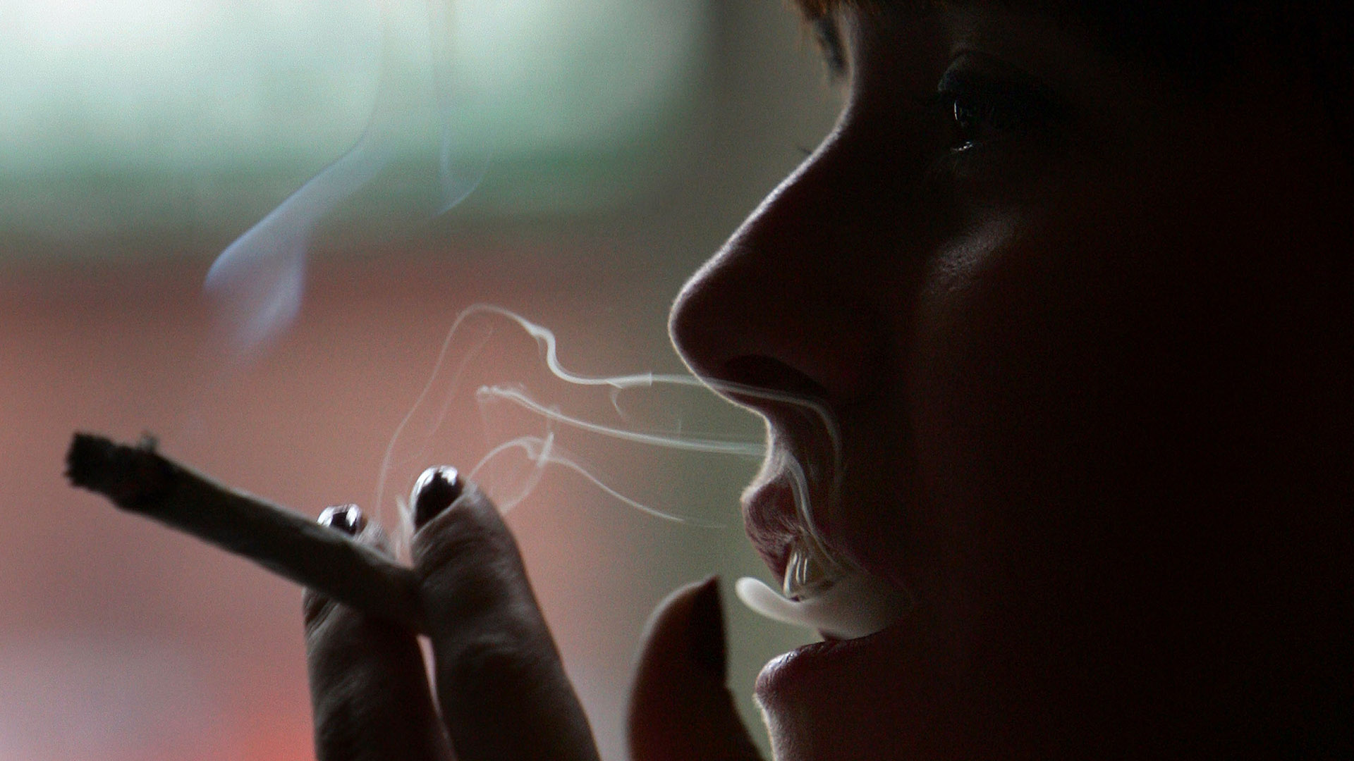 ¿Está cansado de inhalar el humo de sus vecinos? En 41 A Tu Lado le ...