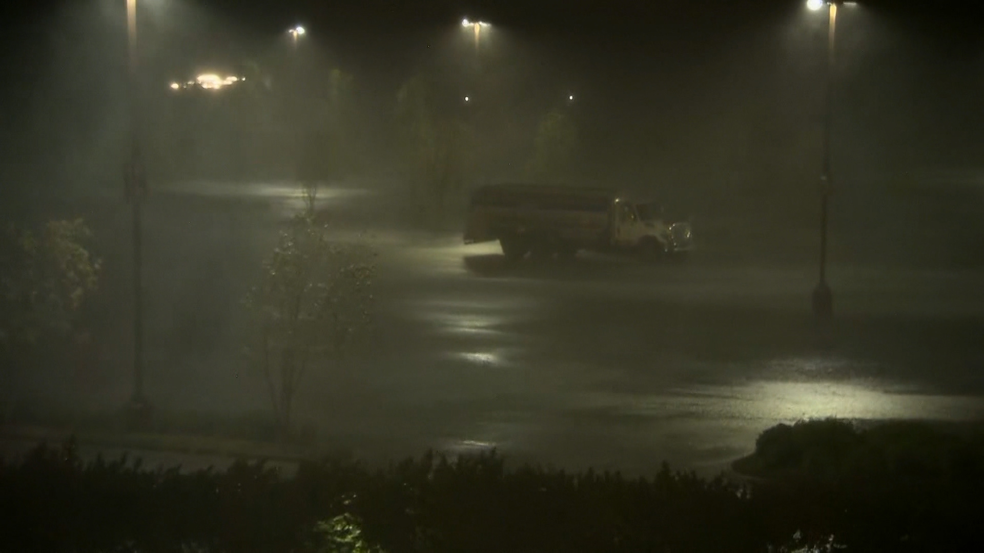 Las primeras imágenes del huracán Laura al tocar tierra en Louisiana ...