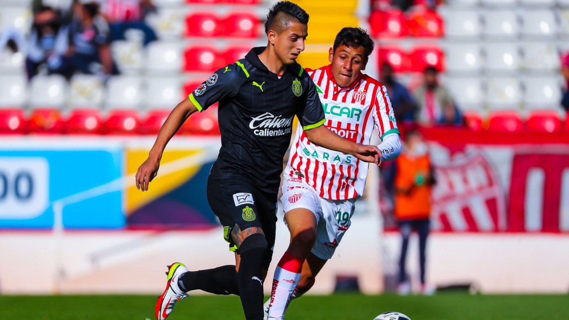 ‘Piojo’ Alvarado: “Se siente chingón ponerse la de Chivas” | TUDN ...