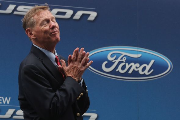 Ex CEO de Ford se une a Google | Noticias Univision Tecnología | Univision