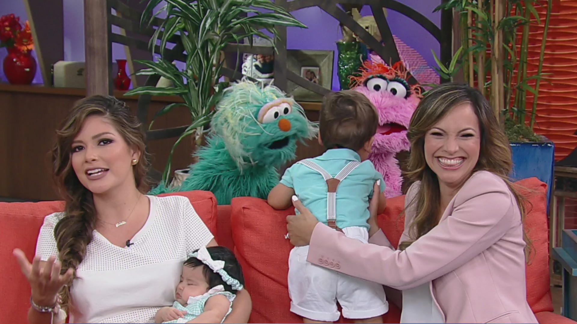 ¡Un bello encuentro! Baby Michelle, Baby Giulietta y Baby Bruce se ...