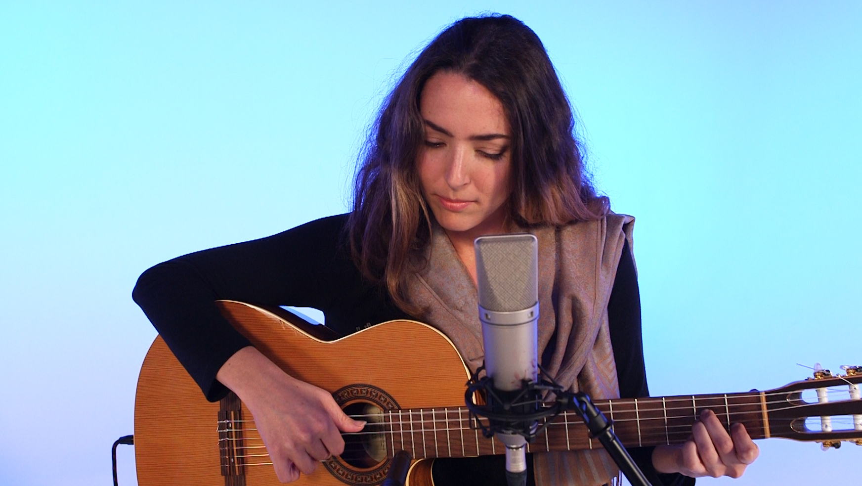 Juana Luna: 'Frida' (Immigrant Sounds) | Estaciones de Radio Música ...