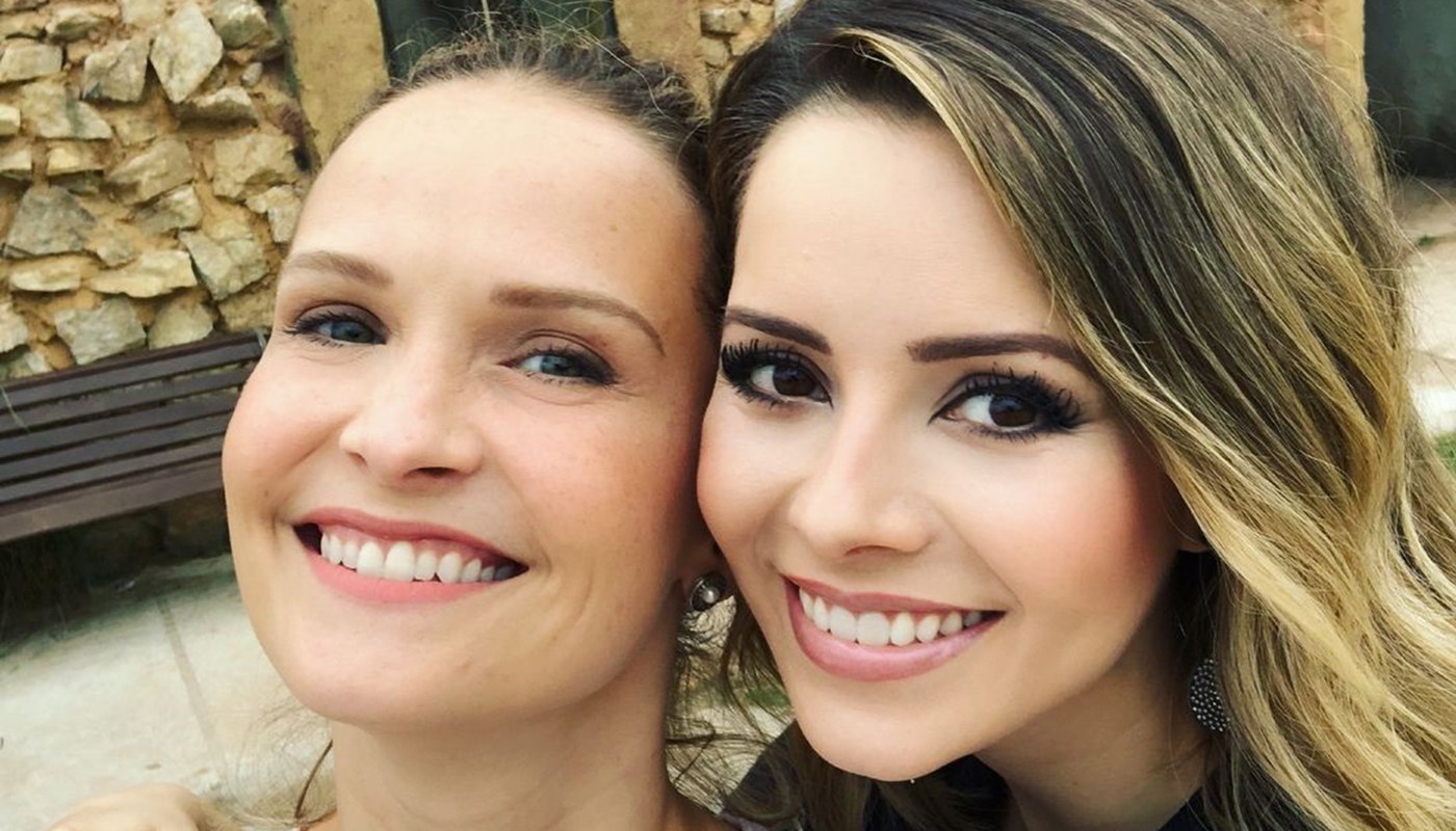 Amizade de Sandy e Fernanda Rodrigues já dura mais de 20 anos ...