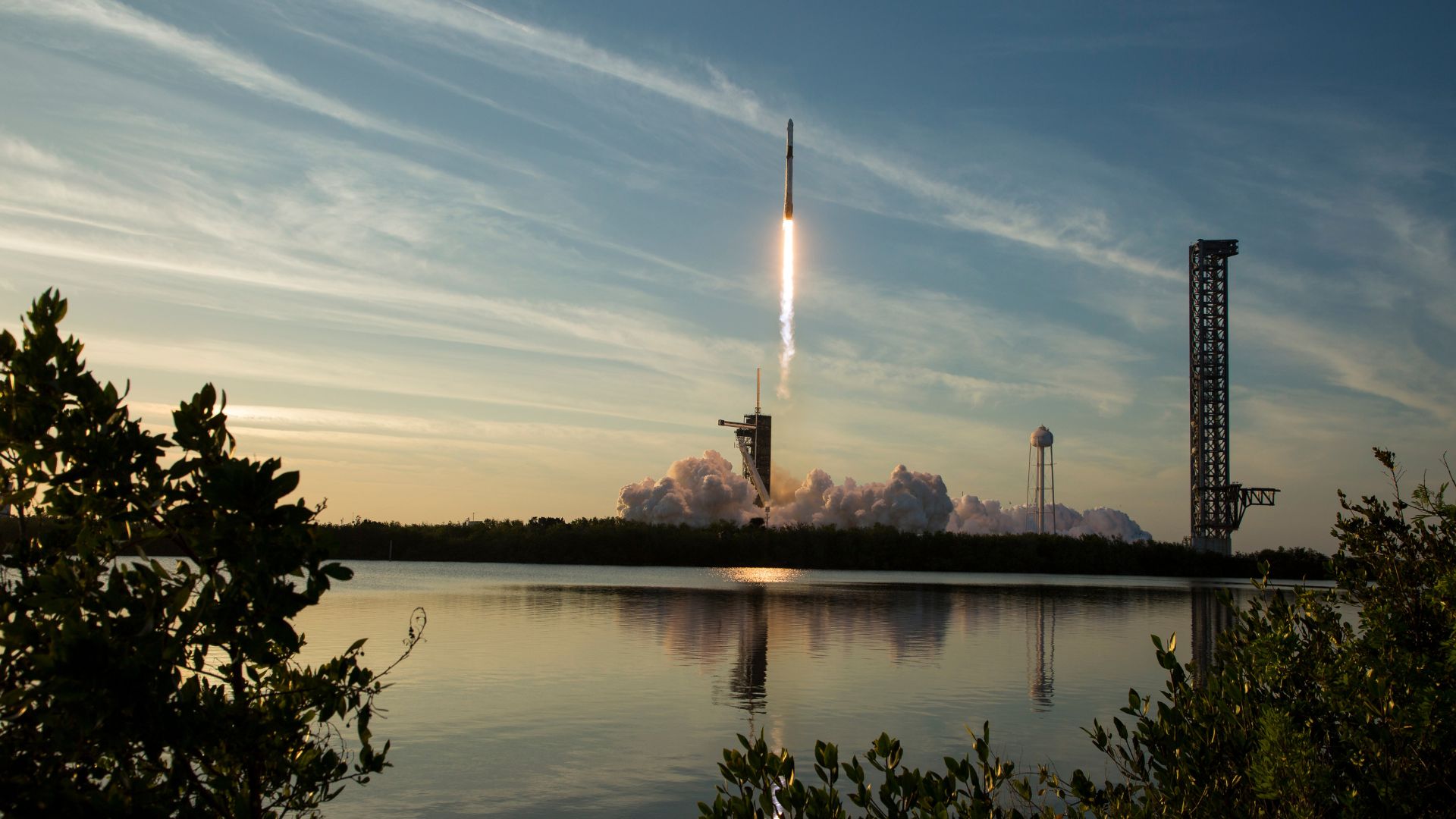 Así fue el despegue de la misión Crew 10 de la NASA y SpaceX para rescatar a dos astronautas ...