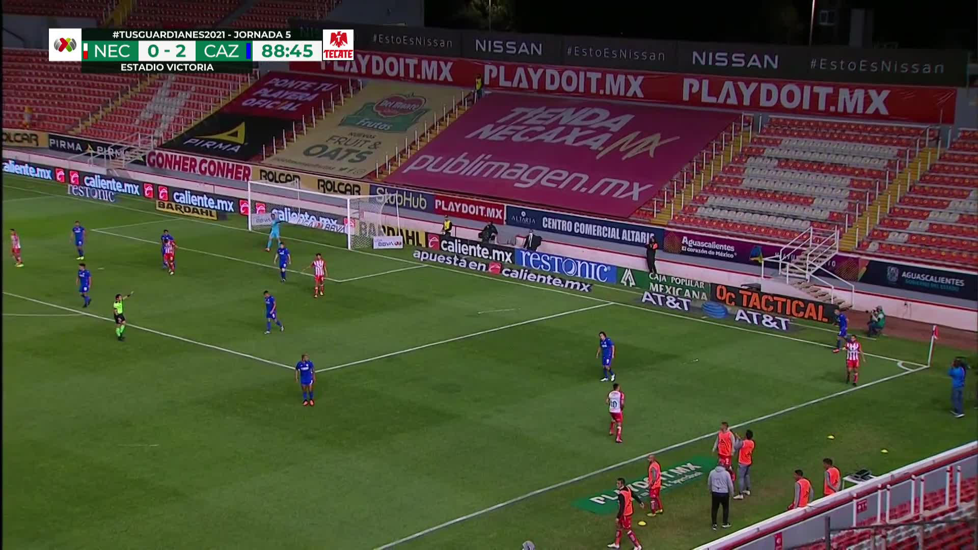 ¡TIRO ATAJADO! disparo por Bryan Roque. | TUDN Liga MX | TUDN