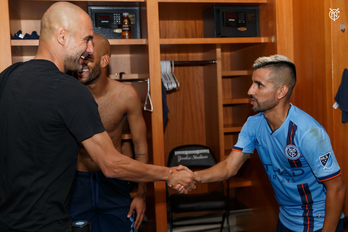 Pep Guardiola, presencia de lujo en los palcos y el vestuario de Yankee ...