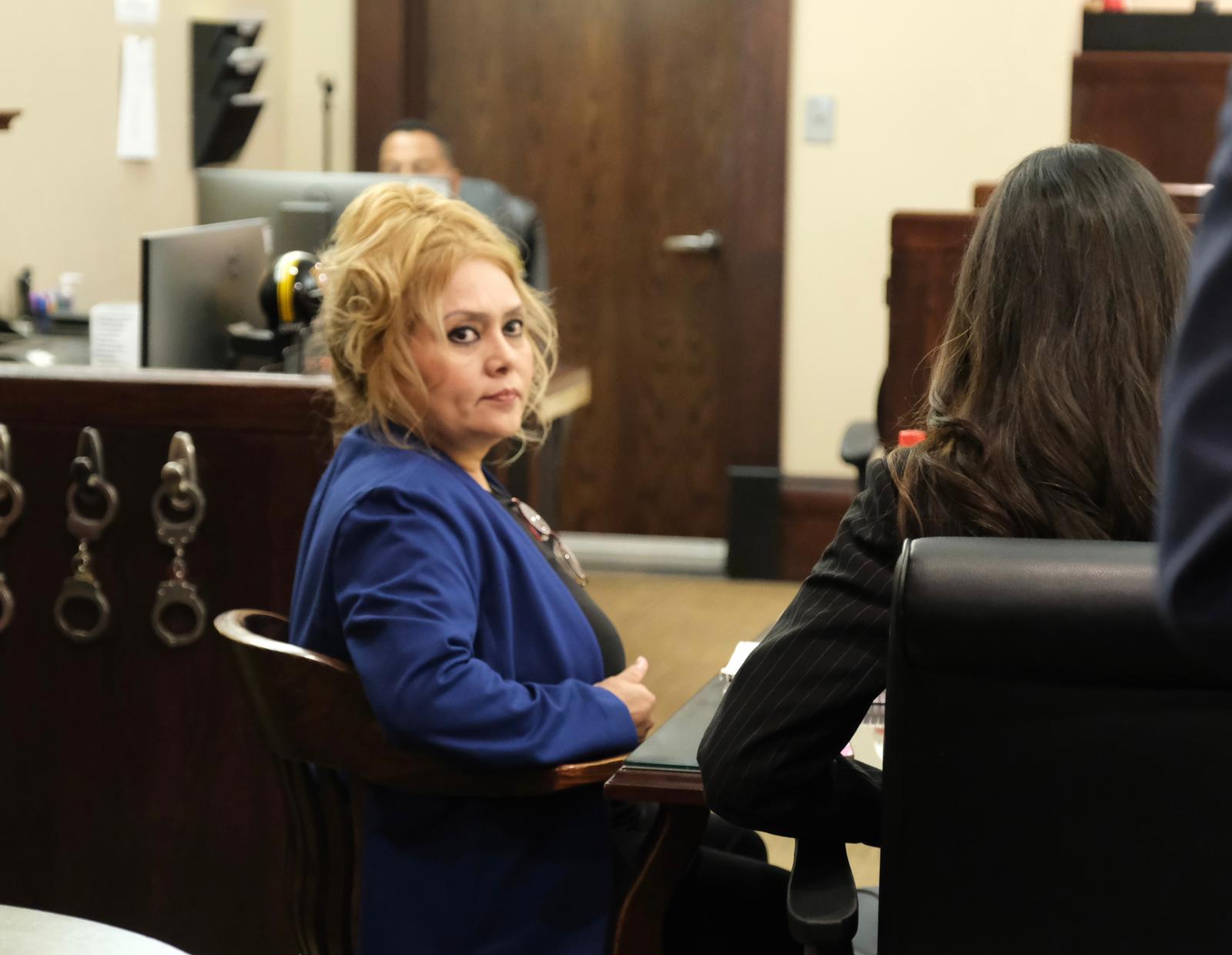 Sentencian a Michelle Barrientes Vela, ex agente (constable) del ...