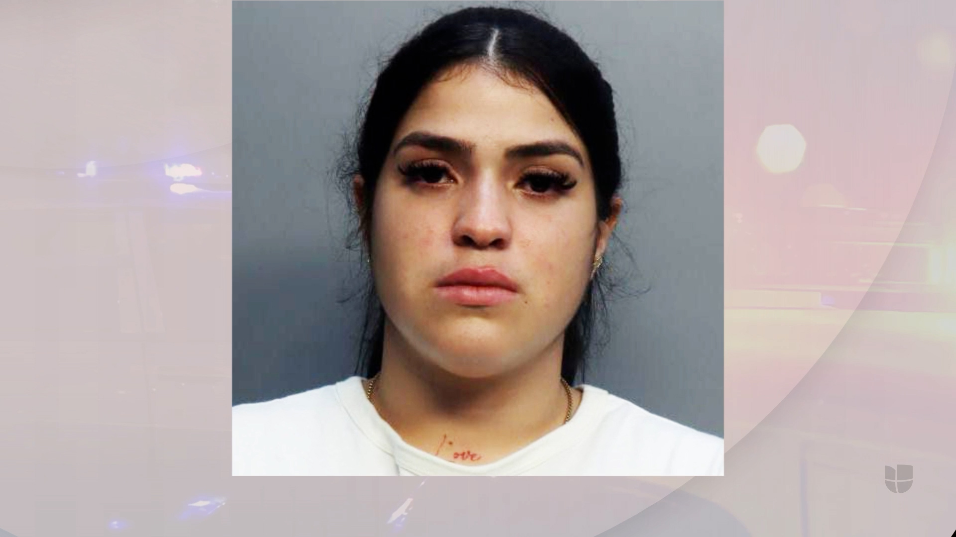 Haciéndose Pasar Por Agentes De Bienes Raíces Dos Mujeres Rentaron El