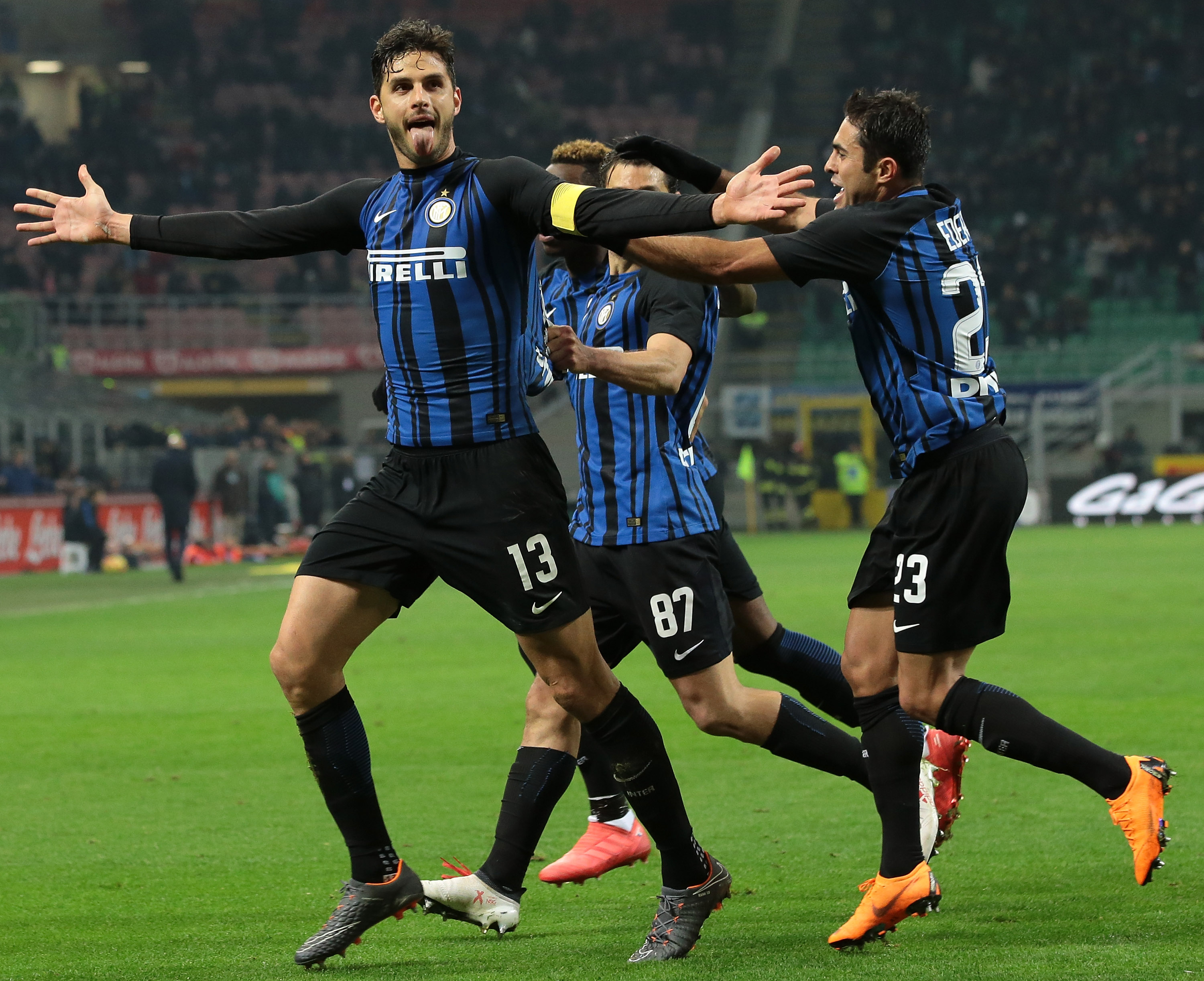 El Inter gana y se mantiene en puestos de Liga de Campeones | TUDN ...