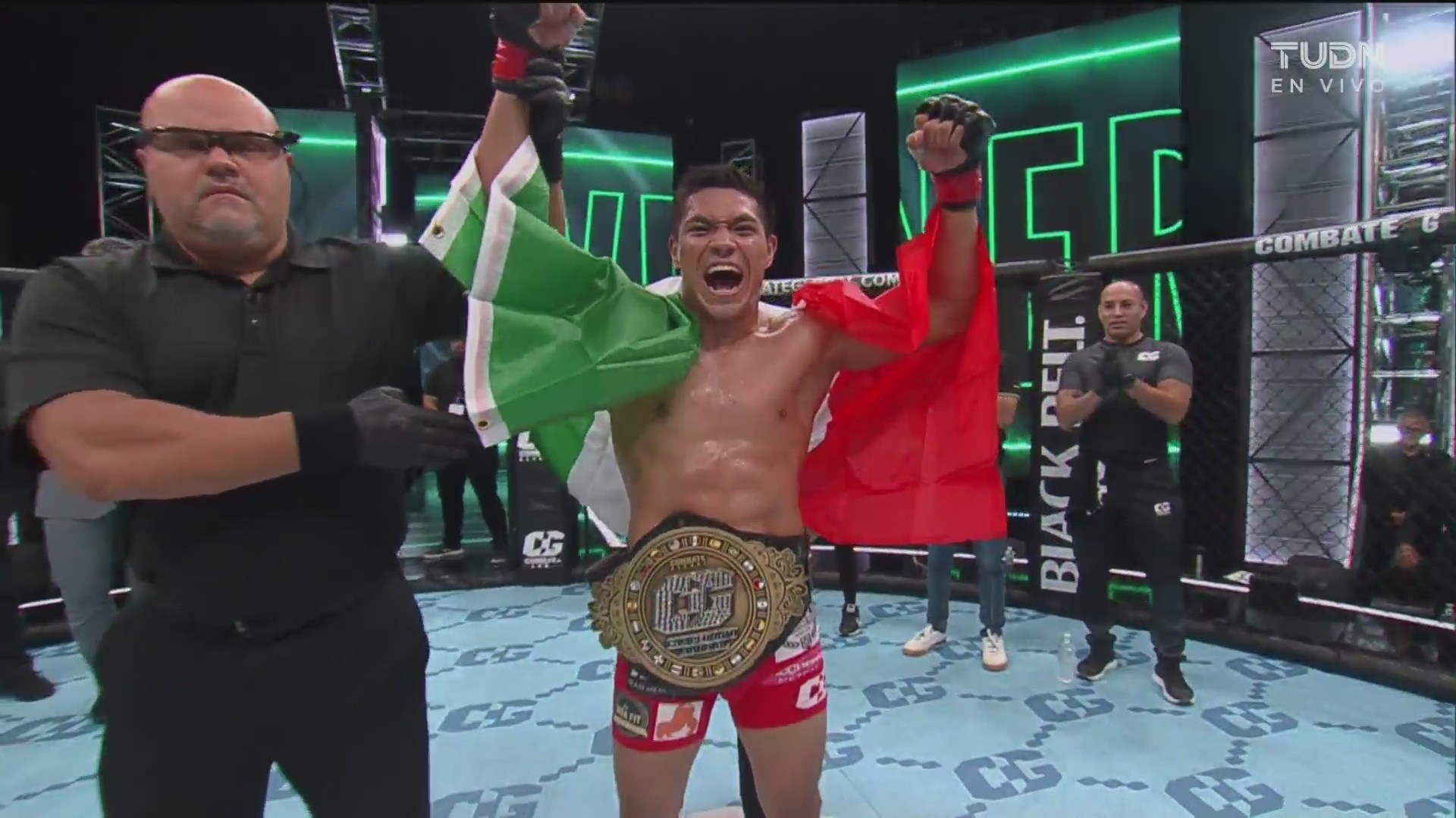 Combate Global: David Martínez retiene su título gallo | Deportes ...