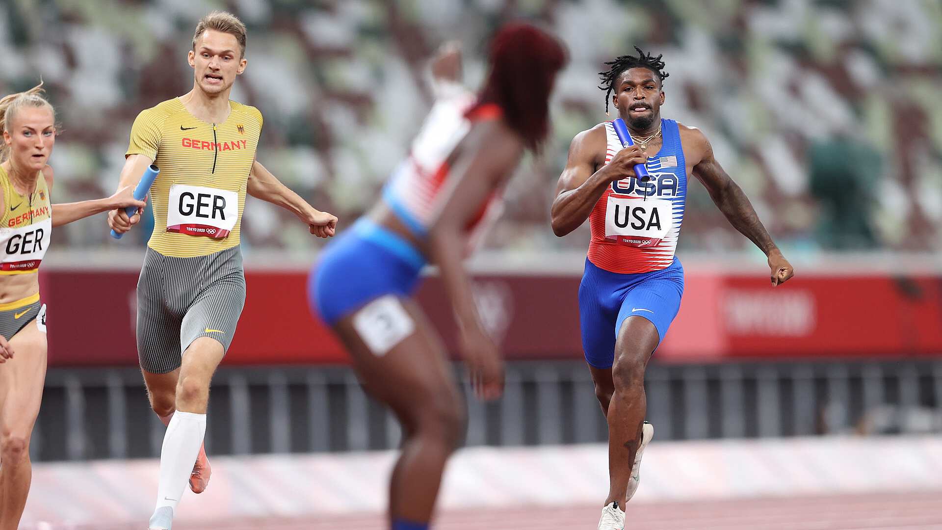 Los relevos mixtos debutan en Tokyo 2020 con sorpresa en Estados Unidos ...