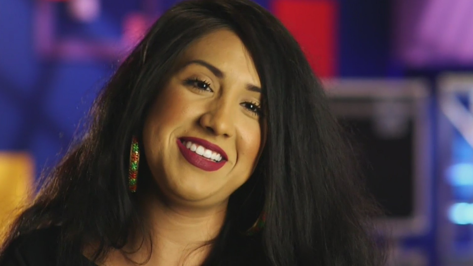 La hermana de Hadasha fue clave para superar su problema auditivo ...