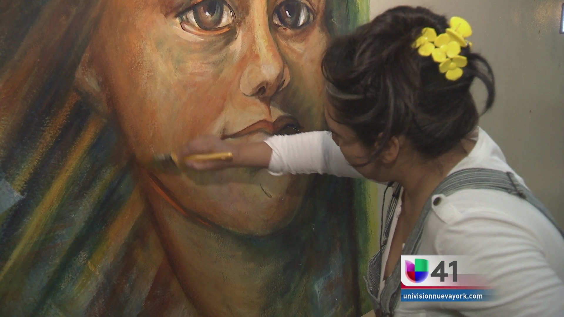 Pintora mexicana lleva su arte a escuelas | Noticias Univision | Univision