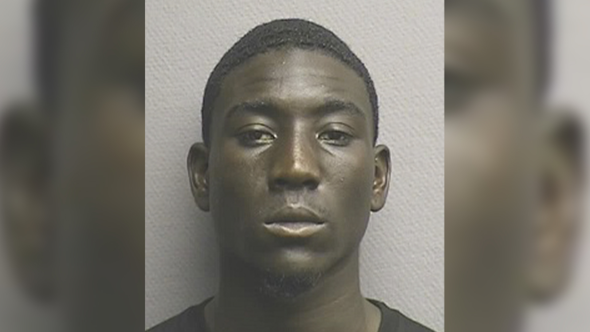 Se busca por asalto con agravantes utilizando un arma mortal en Houston ...