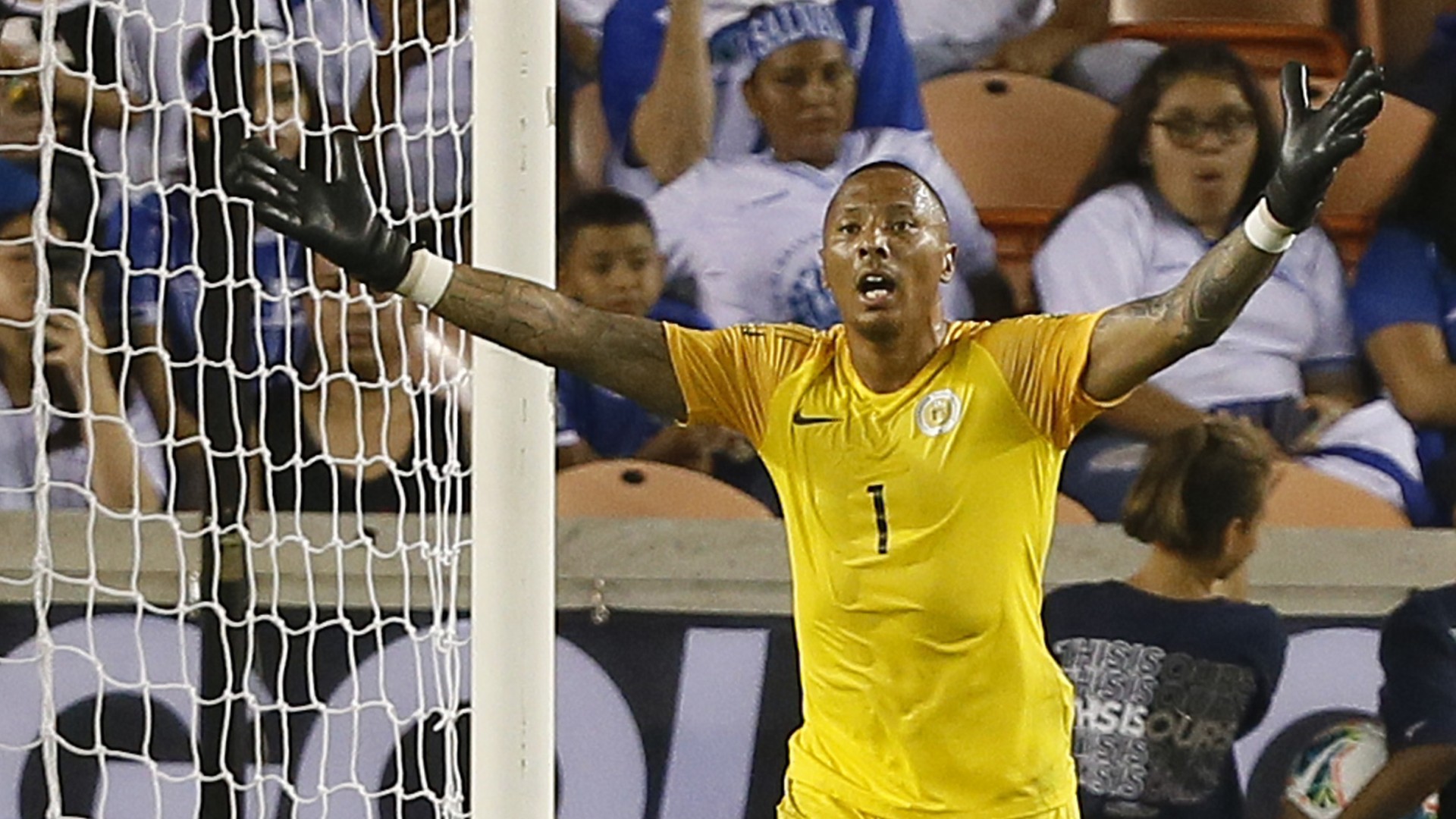 Este es Eloy Room, el compañero del ‘Chucky’ Lozano que se está ...