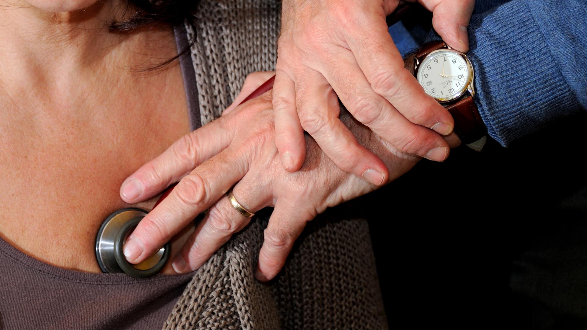 Conoce las causas de un paro cardíaco y qué hacer para evitarlo | Video ...