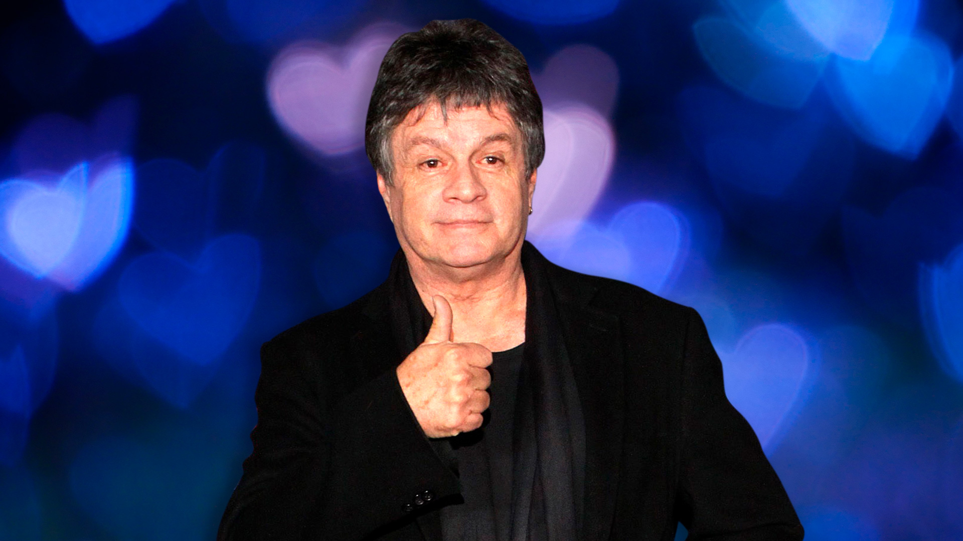 A sus 65 años, Alejandro Camacho vive al máximo con un amor que conoció ...