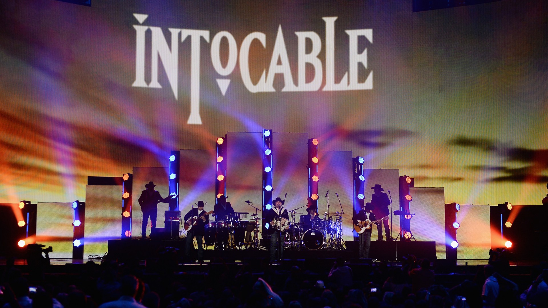 Grupo 'Intocable' crea un blog para estar más cerca de sus seguidores y ...