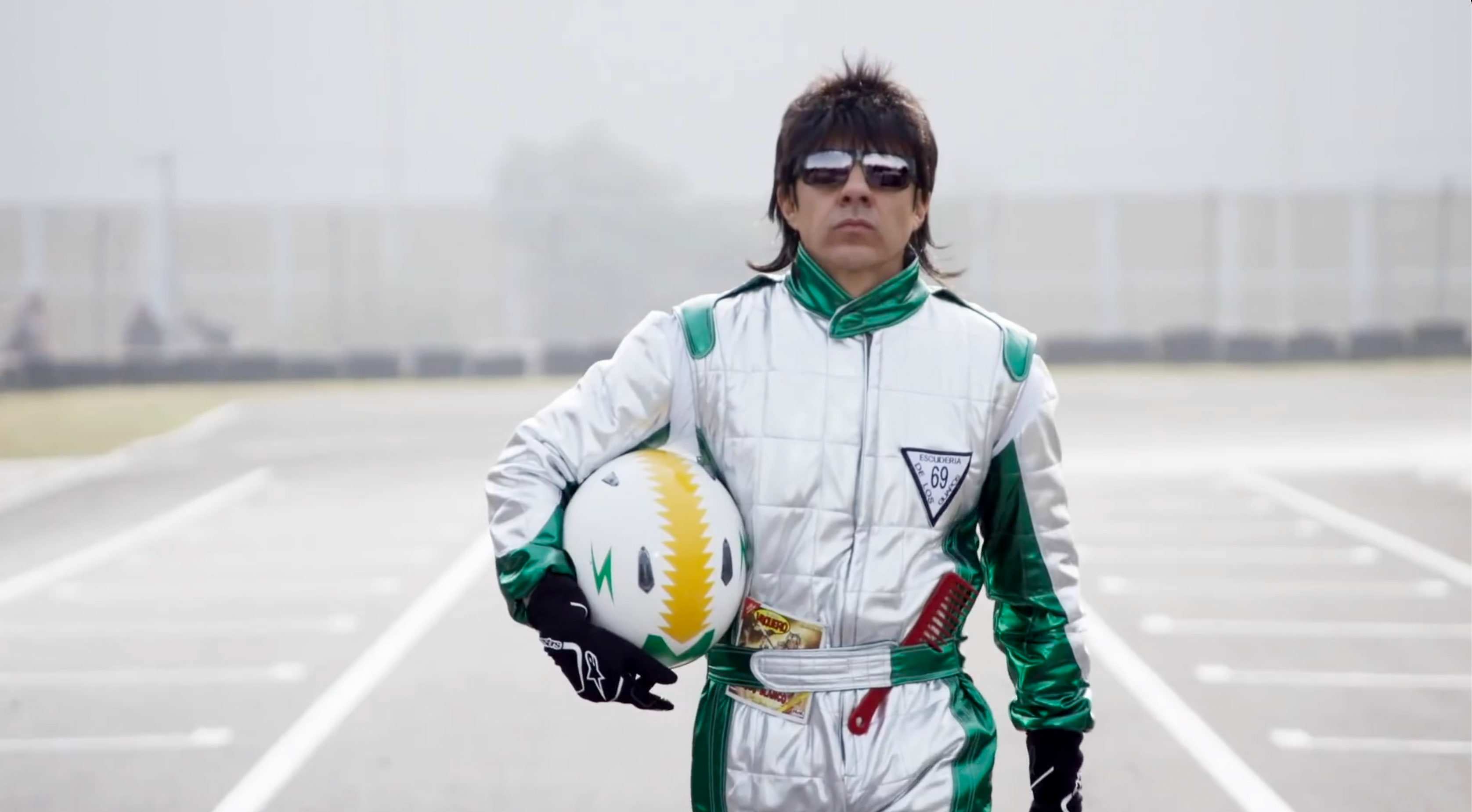 Nosotros los guapos: El Vítor se prepara para ser piloto profesional ...