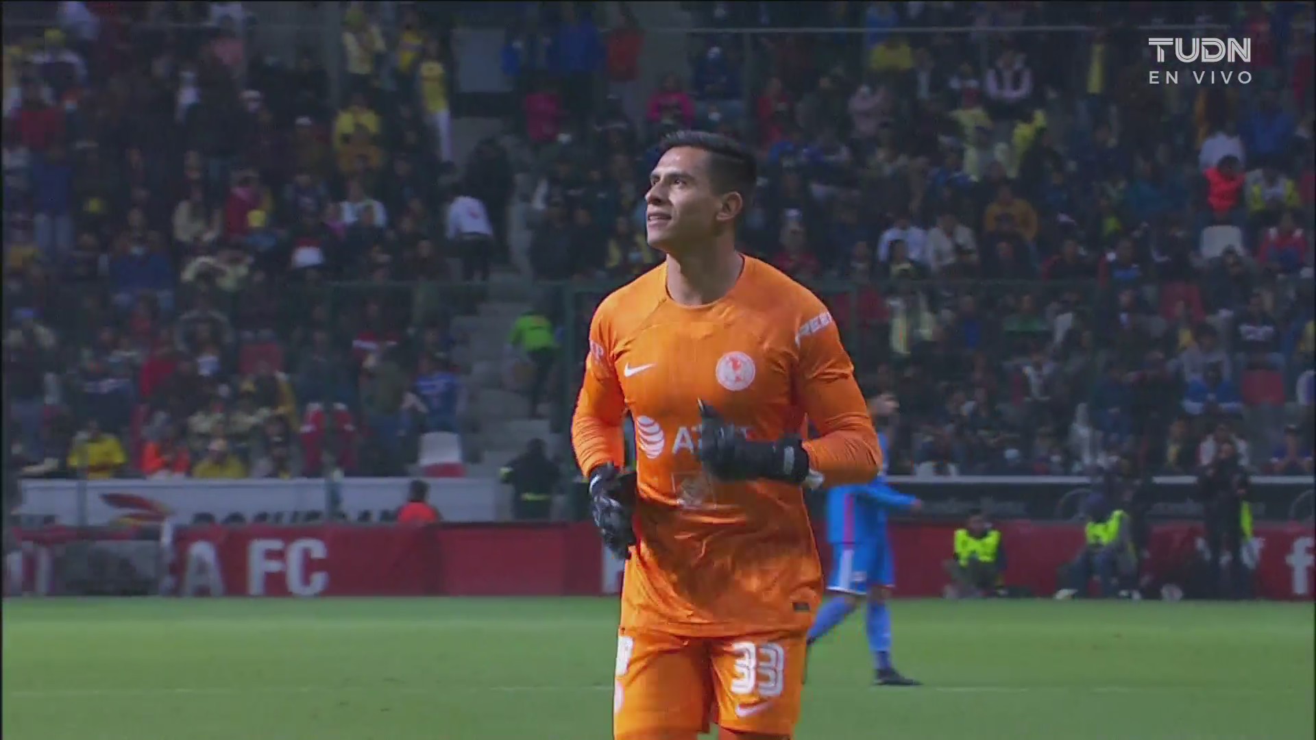 ¡Debuta! Malagón tiene sus primeros minutos con América | TUDN Copa Sky ...