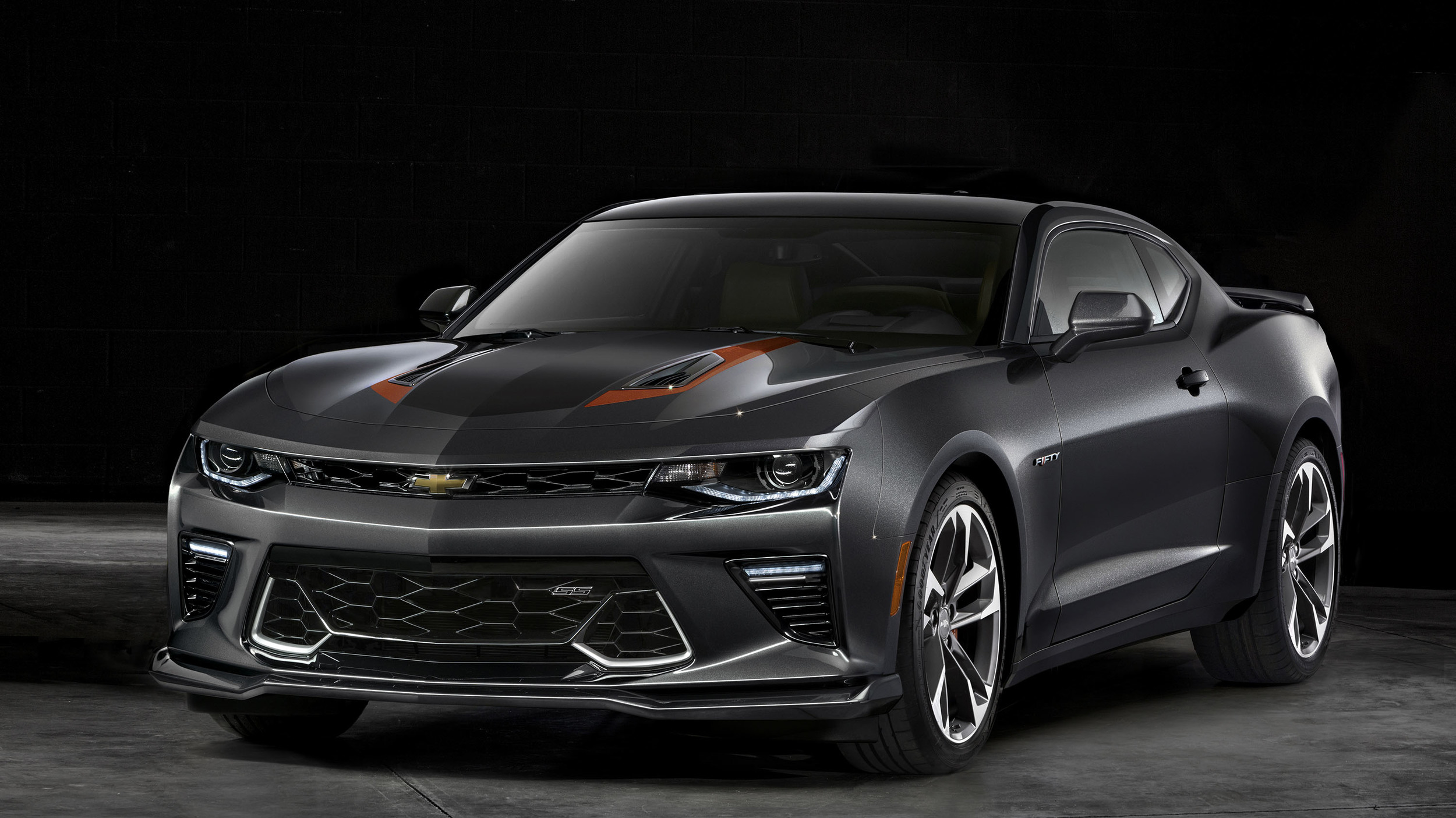 Chevrolet celebra los 50 años del Camaro con una edición especial | A ...