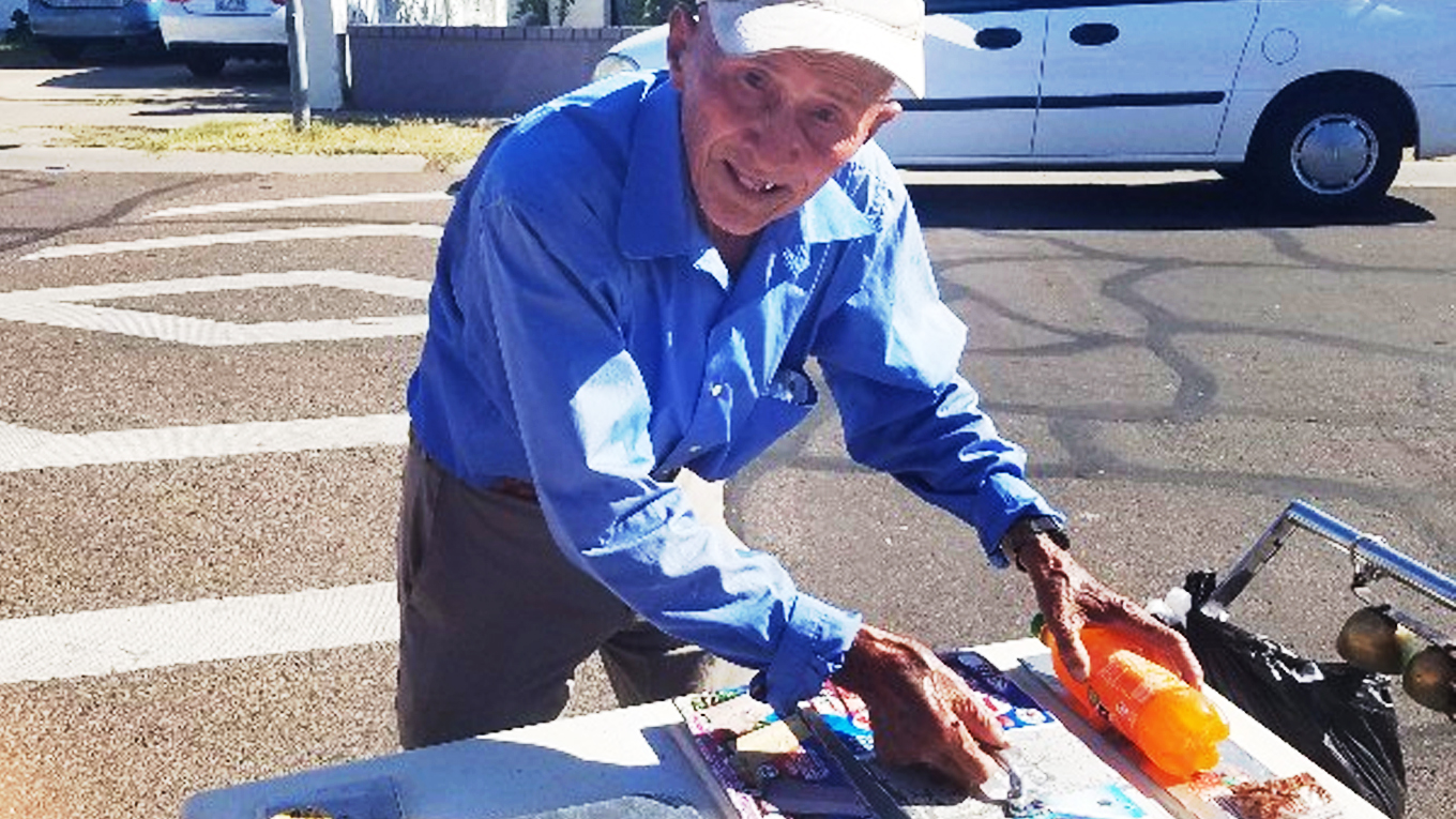Buscan ayuda para un paletero latino de 70 años en Phoenix | Univision ...