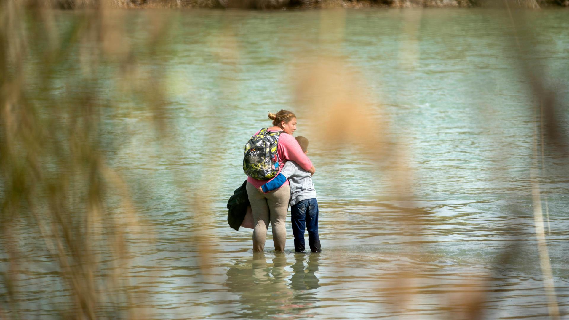 El río Bravo, la peligrosa barrera que migrantes enfrentan en su ...
