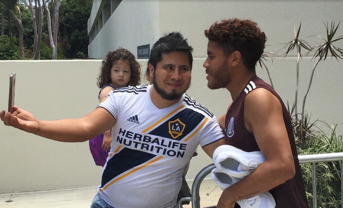 Memito Pérez y su broma viral se reencontraron con Jona dos Santos ...