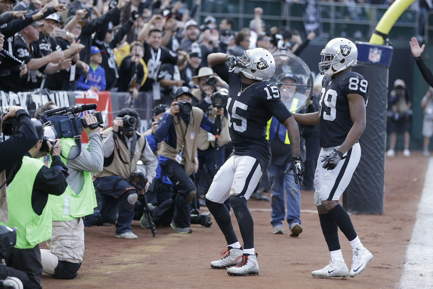 Es oficial: Los Raiders dejan Oakland y se mudan a Las Vegas | Deportes ...