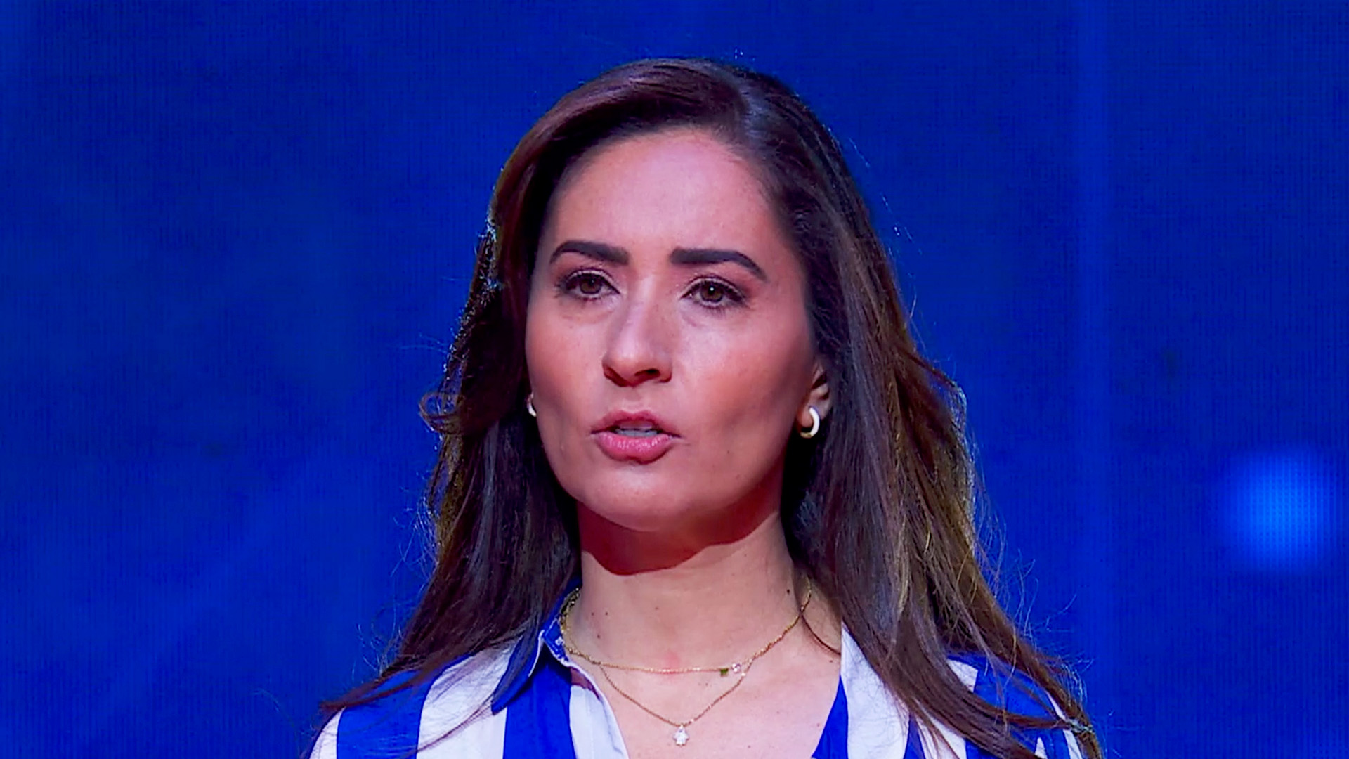 Claudia Troyo logró vencer el juego final apoyada por sus angelitas ...