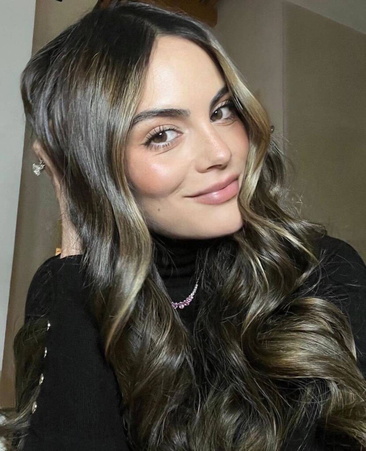 Ximena Navarrete presume su pancita a días de ser mamá por segunda vez | Unicable home Lifestyle ...