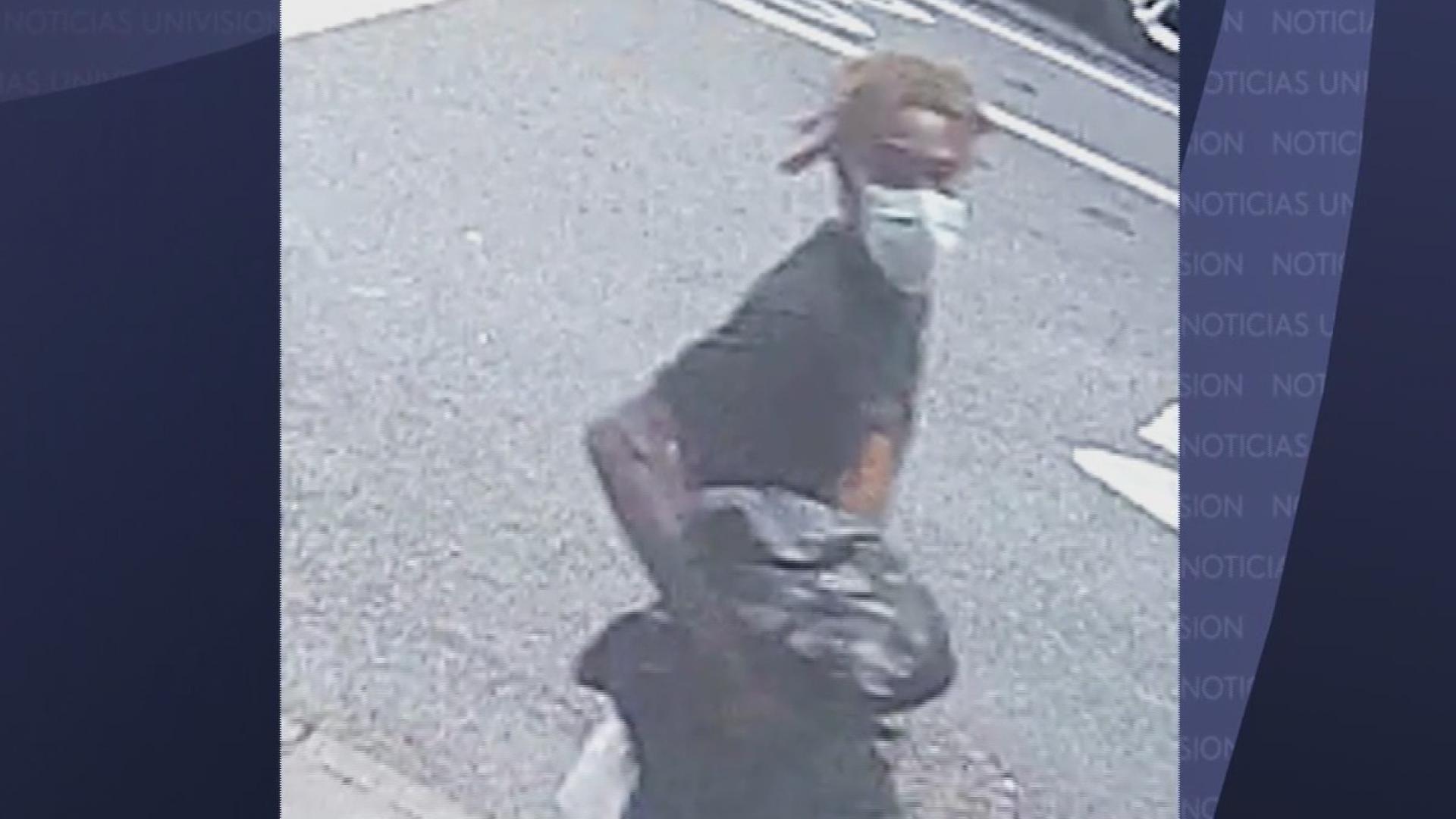 Delincuentes roban $100,000 en efectivo a un hombre en El Bronx | Video ...