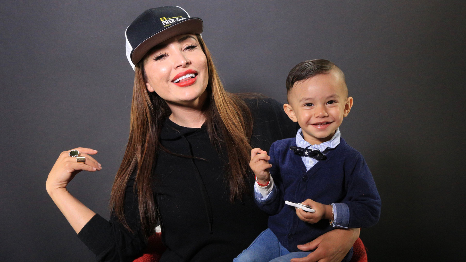 La Bronca confiesa que Baby Luca "es una carga" | Estaciones de Radio ...