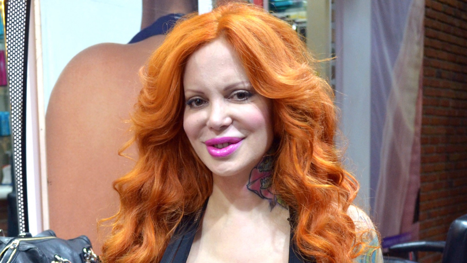 Va por la cirugía número 52: Sabrina Sabrok se aumentará una vez más el ...