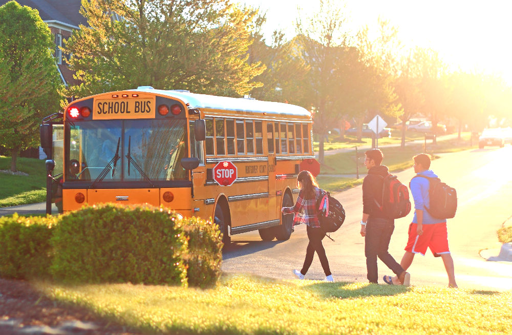¿Qué deben hacer y saber los papás que mandan a sus hijos a la escuela ...