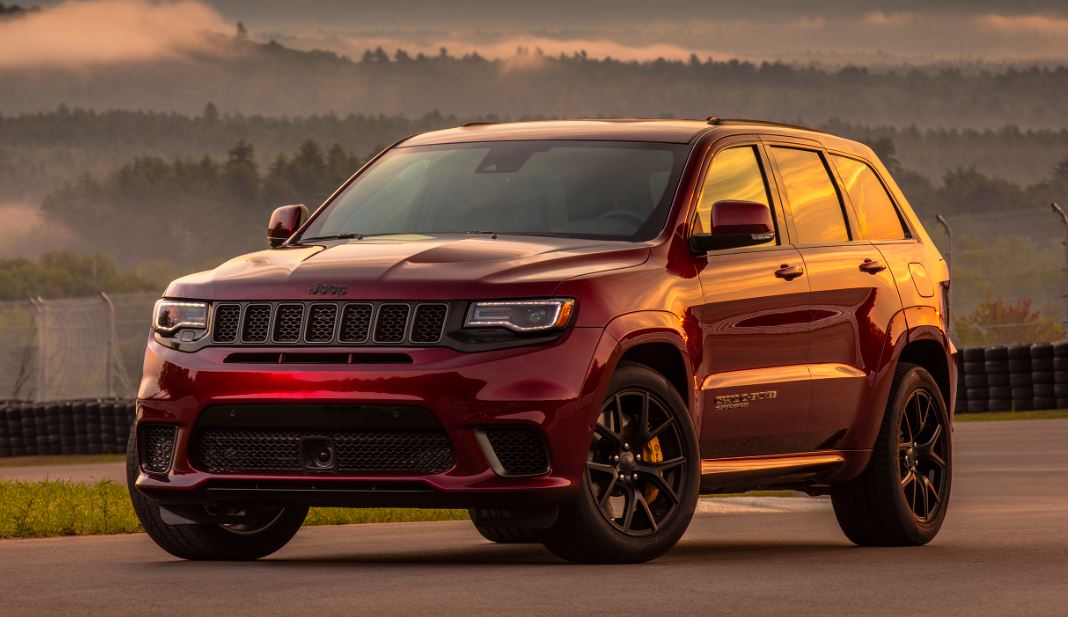La Jeep Grand Cherokee Trackhawk es la camioneta familiar más poderosa ...