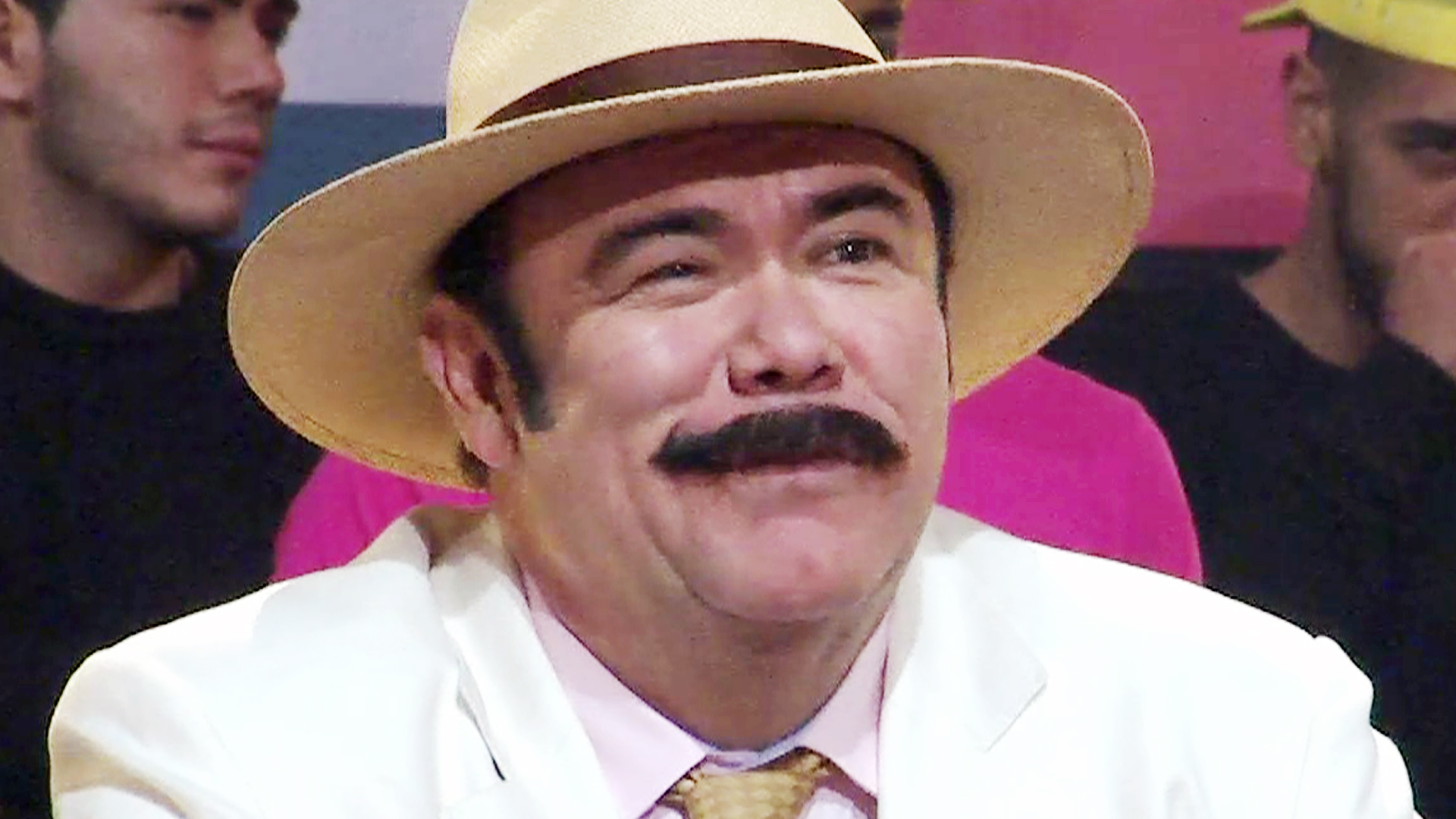 A sus 57 años, Jesús Ochoa es un galán muy cotizado en "El Bienamado ...