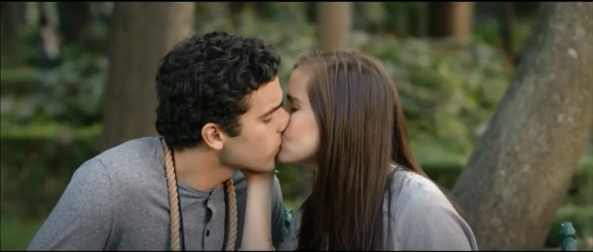 VIDEO: Adelanto de la música de la película Plan V | Shows Cuéntamelo Ya! | Las Estrellas