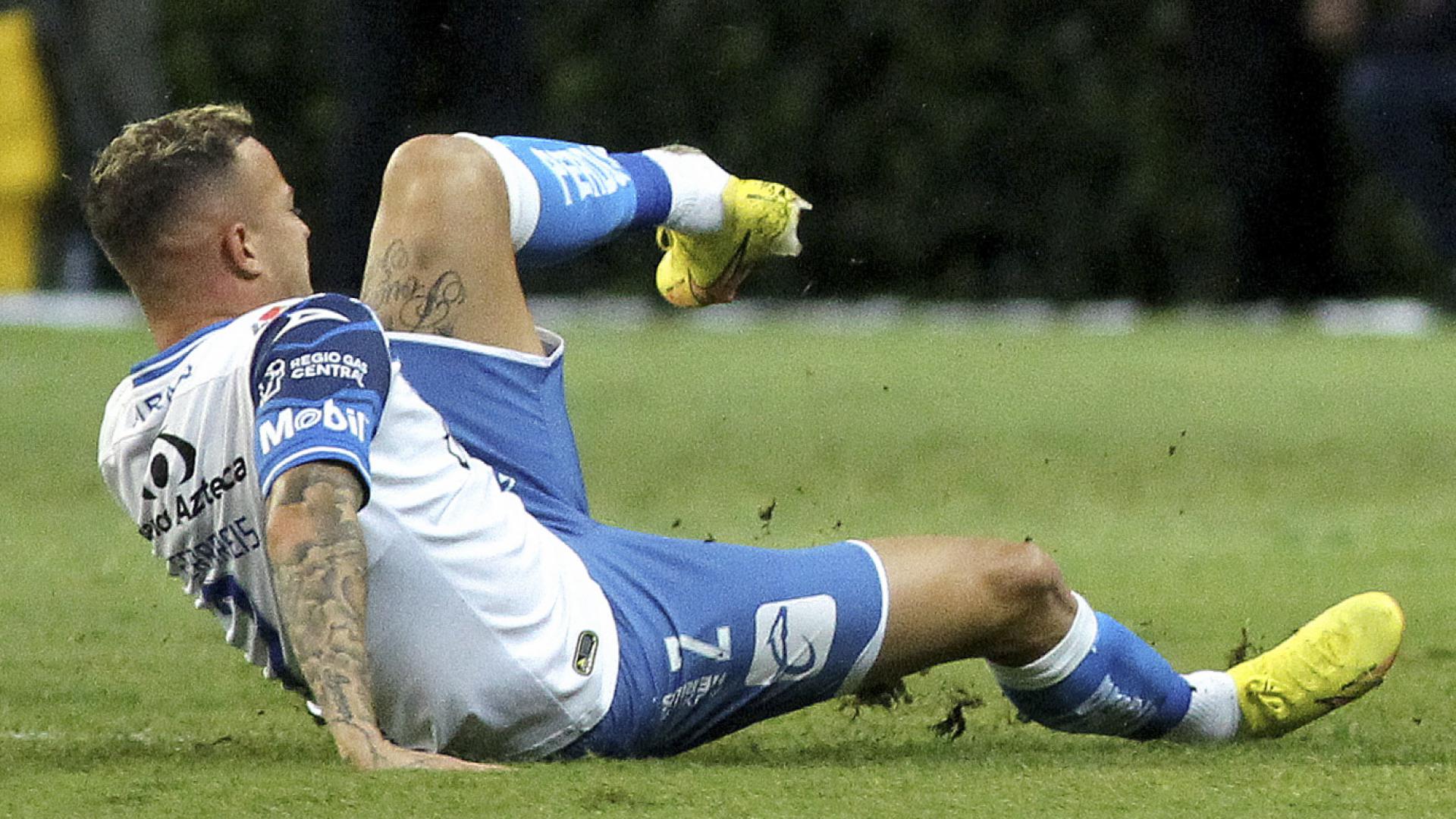 Gustavo Ferrareis será baja de Puebla al menos 4 meses | TUDN Liga MX ...